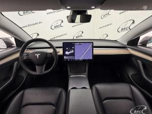 White Tesla Model 3 2021 in Vilnius, with an engine capacity of 0.00 L and mileage of 106 thousand km for 23500 €, photo 5 on AUTOMOTO.COM.LV