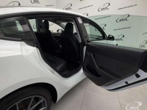 White Tesla Model 3 2021 in Vilnius, with an engine capacity of 0.00 L and mileage of 106 thousand km for 23500 €, photo 15 on AUTOMOTO.COM.LV