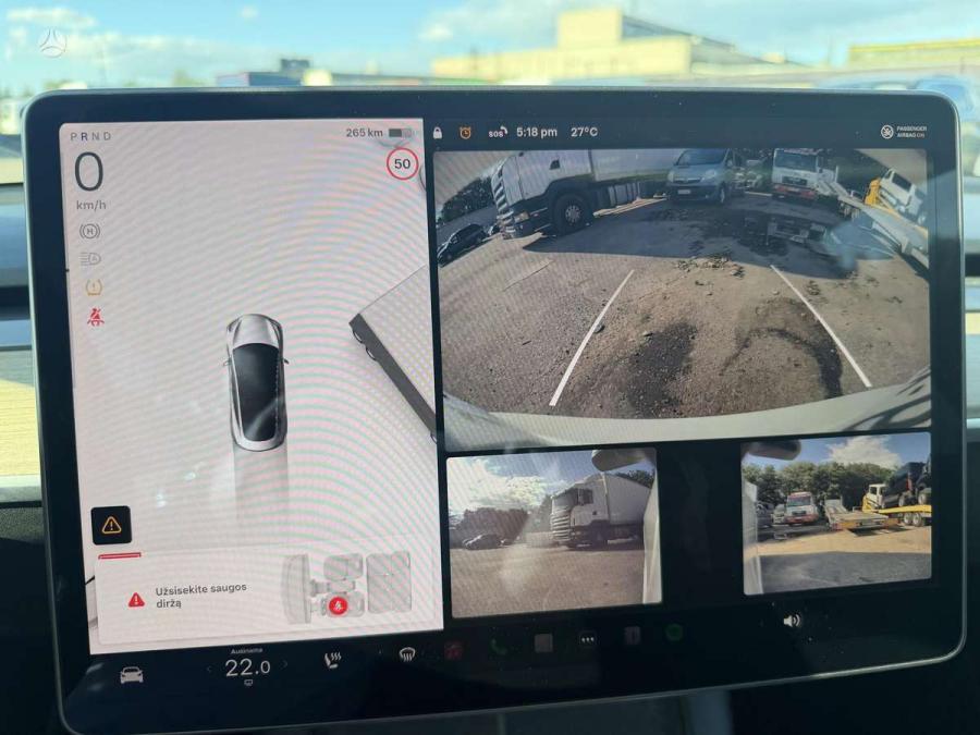 White Tesla Model 3 2021 in Kaunas, with an engine capacity of 0.00 L and mileage of 215 thousand km for 16999 €, photo 20 on AUTOMOTO.COM.LV