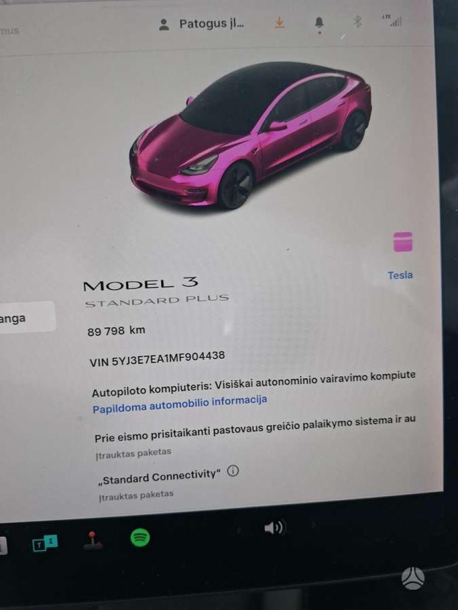 White Tesla Model 3 2021 in Panevezys, with an engine capacity of 0.00 L and mileage of 89 thousand km for 9000 €, photo 9 on AUTOMOTO.COM.LV