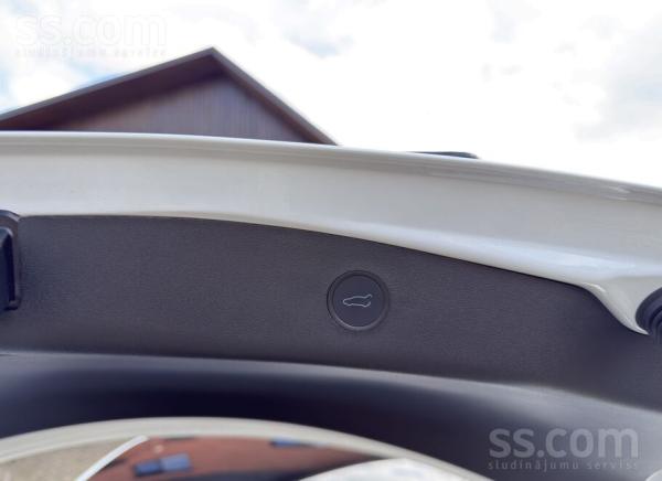 Balts Tesla Model 3 2021 Rīga, ar dzinēja tilpumu 0.00 L un nobraukumu 58 tūkst. km par 28500 €, foto 8 vietnē AUTOMOTO.COM.LV