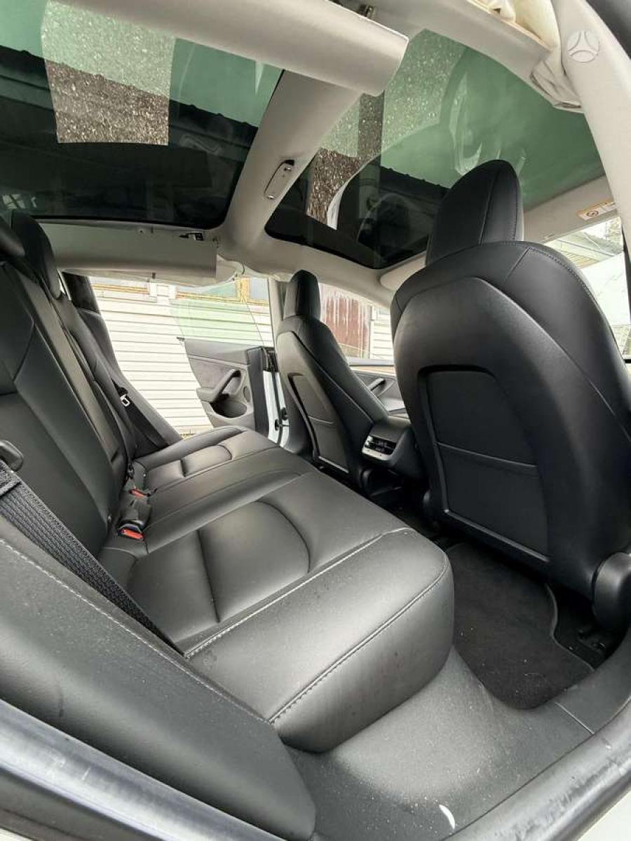 Balts Tesla Model 3 2021 Kauņa, ar dzinēja tilpumu 0.00 L un nobraukumu 82 tūkst. km par 16490 €, foto 14 vietnē AUTOMOTO.COM.LV