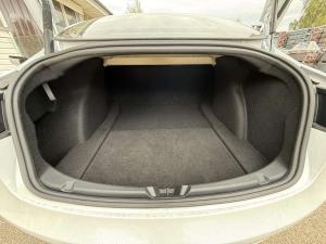 Balts Tesla Model 3 2021 Kauņa, ar dzinēja tilpumu 0.00 L un nobraukumu 82 tūkst. km par 16490 €, foto 18 vietnē AUTOMOTO.COM.LV