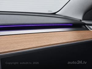 Balts Tesla Model 3 2021 Tallina, ar dzinēja tilpumu 0.00 L un nobraukumu 78 tūkst. km par 30990 €, foto 13 vietnē AUTOMOTO.COM.LV