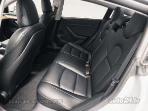 Balts Tesla Model 3 2021 Tallina, ar dzinēja tilpumu 0.00 L un nobraukumu 78 tūkst. km par 30990 €, foto 16 vietnē AUTOMOTO.COM.LV