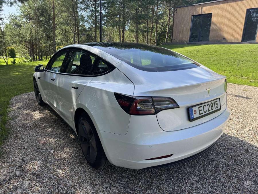 Balts Tesla Model 3 2021 Viļņa, ar dzinēja tilpumu 0.00 L un nobraukumu 193 tūkst. km par 23900 €, foto 6 vietnē AUTOMOTO.COM.LV