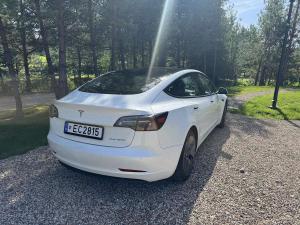Balts Tesla Model 3 2021 Viļņa, ar dzinēja tilpumu 0.00 L un nobraukumu 193 tūkst. km par 23900 €, foto 8 vietnē AUTOMOTO.COM.LV