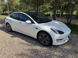 Balts Tesla Model 3 2021 Viļņa, ar dzinēja tilpumu 0.00 L un nobraukumu 193 tūkst. km par 23900 €, foto 10 vietnē AUTOMOTO.COM.LV