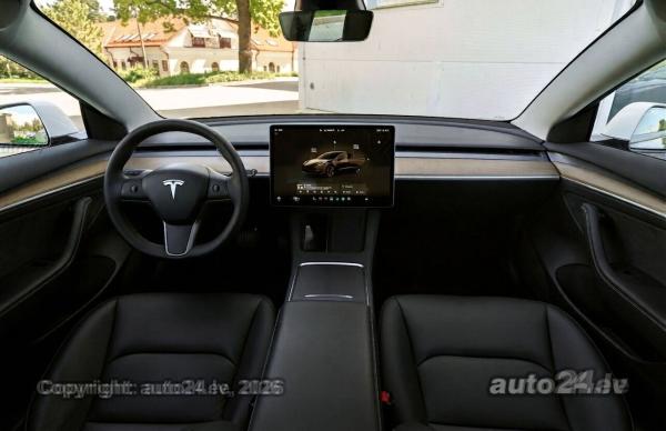 Balts Tesla Model 3 2021 Tartu, ar dzinēja tilpumu 0.00 L un nobraukumu 69 tūkst. km par 28500 €, foto 11 vietnē AUTOMOTO.COM.LV