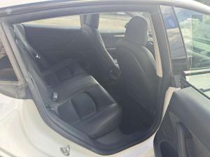 White Tesla Model 3 2021 in Gargzdai, with an engine capacity of 0.00 L and mileage of 184 thousand km for 9900 €, photo 6 on AUTOMOTO.COM.LV