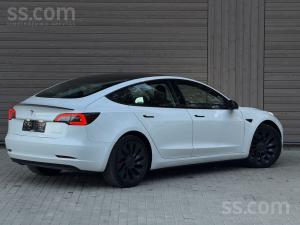 Balts Tesla Model 3 2021 Jelgava, ar dzinēja tilpumu 0.00 L un nobraukumu 90 tūkst. km par 22900 €, foto 5 vietnē AUTOMOTO.COM.LV