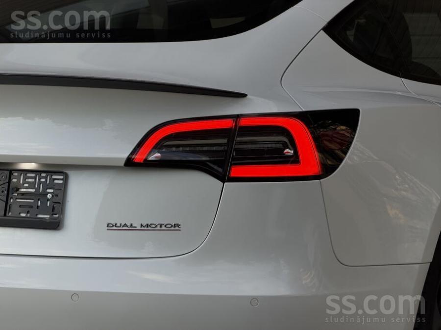 Balts Tesla Model 3 2021 Jelgava, ar dzinēja tilpumu 0.00 L un nobraukumu 90 tūkst. km par 22900 €, foto 9 vietnē AUTOMOTO.COM.LV