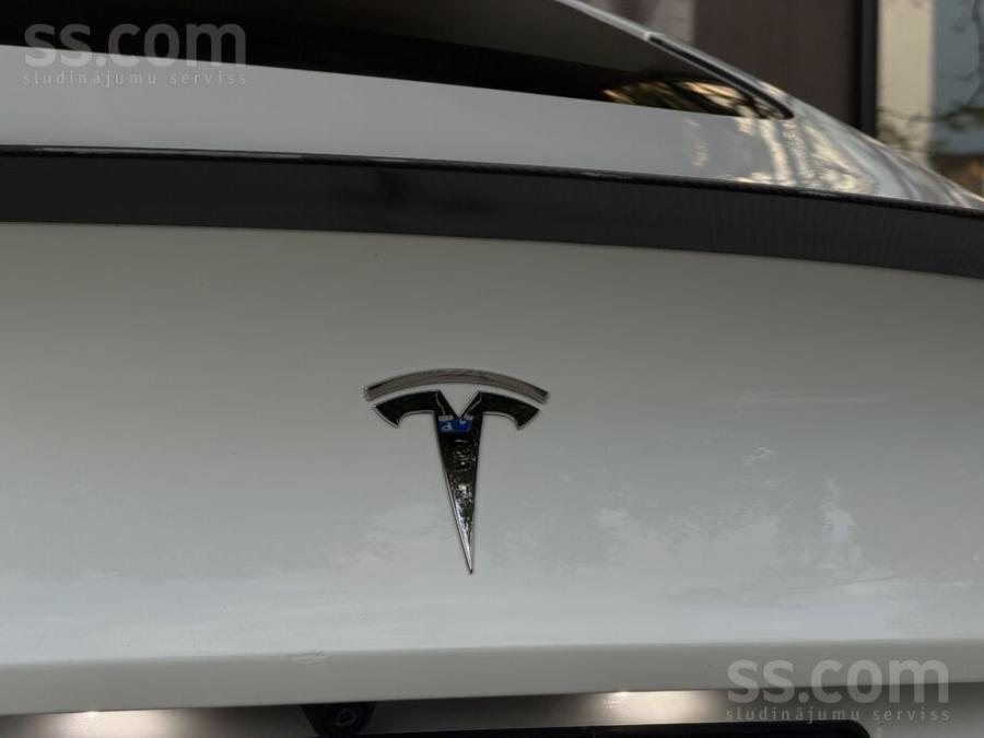 Balts Tesla Model 3 2021 Jelgava, ar dzinēja tilpumu 0.00 L un nobraukumu 90 tūkst. km par 22900 €, foto 10 vietnē AUTOMOTO.COM.LV