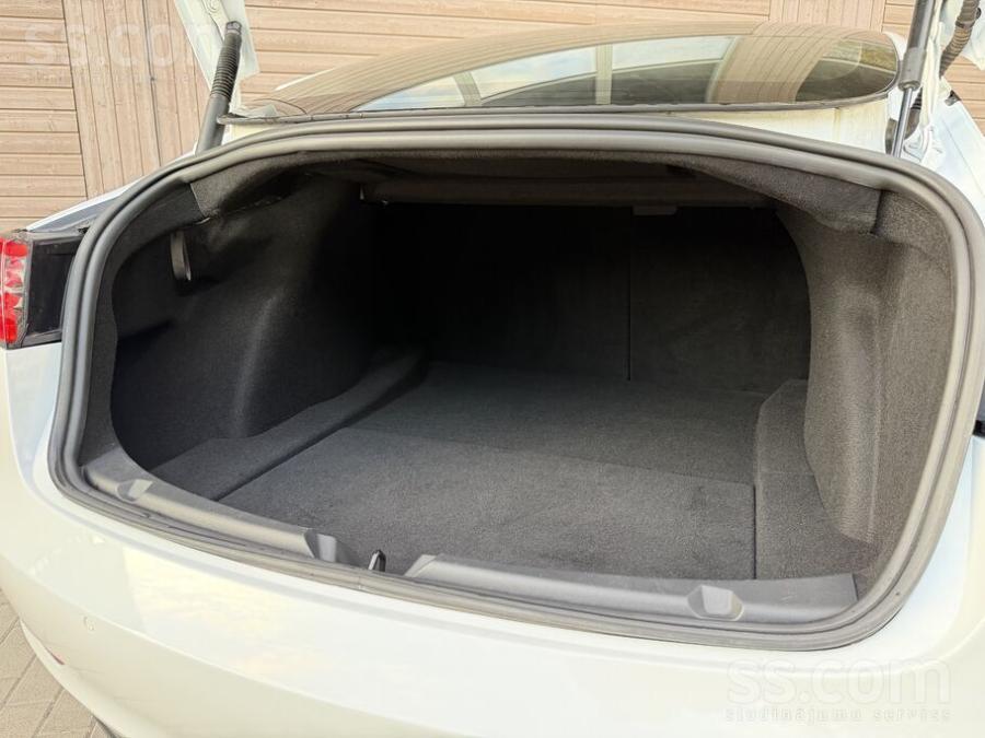 Balts Tesla Model 3 2021 Jelgava, ar dzinēja tilpumu 0.00 L un nobraukumu 90 tūkst. km par 22900 €, foto 16 vietnē AUTOMOTO.COM.LV