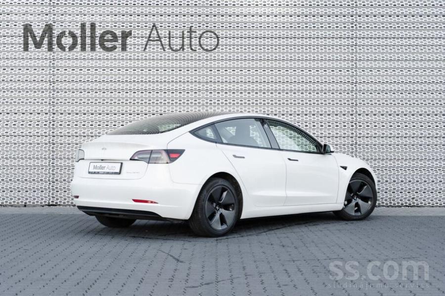 Balts Tesla Model 3 2021 Rīga, ar dzinēja tilpumu 0.00 L un nobraukumu 114 tūkst. km par 33750 €, foto 5 vietnē AUTOMOTO.COM.LV