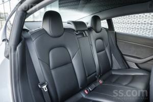 Balts Tesla Model 3 2021 Rīga, ar dzinēja tilpumu 0.00 L un nobraukumu 114 tūkst. km par 33750 €, foto 18 vietnē AUTOMOTO.COM.LV