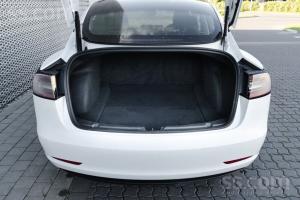Balts Tesla Model 3 2021 Rīga, ar dzinēja tilpumu 0.00 L un nobraukumu 114 tūkst. km par 33750 €, foto 21 vietnē AUTOMOTO.COM.LV