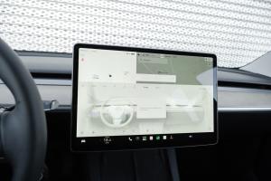 Balts Tesla Model 3 2021 Mārupe, ar dzinēja tilpumu 0.00 L un nobraukumu 114 tūkst. km par 33750 €, foto 15 vietnē AUTOMOTO.COM.LV