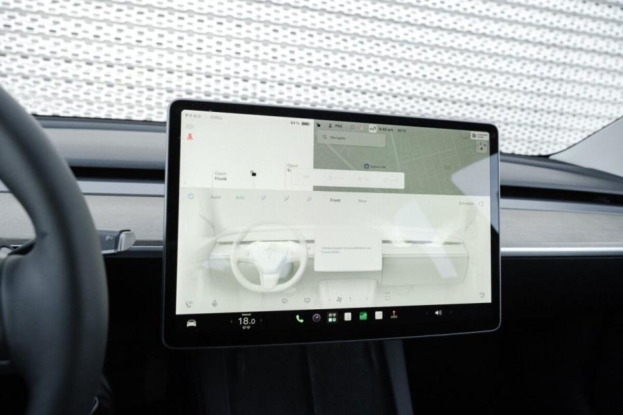 Balts Tesla Model 3 2021 Mārupe, ar dzinēja tilpumu 0.00 L un nobraukumu 114 tūkst. km par 33750 €, foto 15 vietnē AUTOMOTO.COM.LV