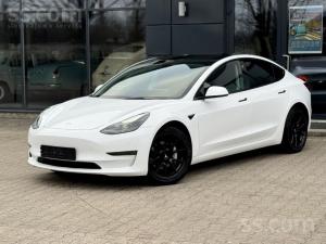 White Tesla Model 3 2022 in Jelgava, with an engine capacity of 0.00 L and mileage of 105 thousand km for 25800 €, photo 5 on AUTOMOTO.COM.LV