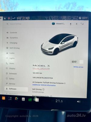 White Tesla Model 3 2022 in Tallinn, with an engine capacity of 0.00 L and mileage of 122 thousand km for 32999 €, photo 19 on AUTOMOTO.COM.LV