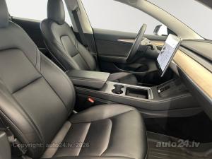 Balts Tesla Model 3 2022 Tallina, ar dzinēja tilpumu 0.00 L un nobraukumu 90 tūkst. km par 30900 €, foto 13 vietnē AUTOMOTO.COM.LV