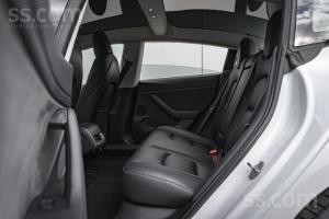 Белый Тесла Модель 3 2022 в Рига, объемом двигателя 0.00 л и пробегом 70 тыс. км за 31950 €, фото 16 на AUTOMOTO.COM.LV