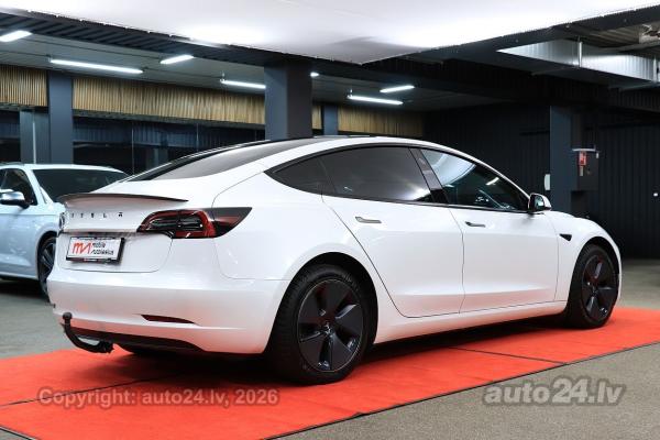 Balts Tesla Model 3 2022 Tallina, ar dzinēja tilpumu 0.00 L un nobraukumu 62 tūkst. km par 31495 €, foto 2 vietnē AUTOMOTO.COM.LV