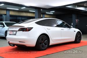 Balts Tesla Model 3 2022 Tallina, ar dzinēja tilpumu 0.00 L un nobraukumu 62 tūkst. km par 31495 €, foto 3 vietnē AUTOMOTO.COM.LV