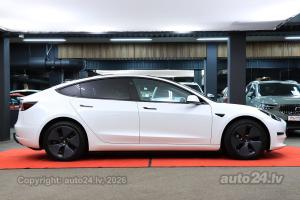 Balts Tesla Model 3 2022 Tallina, ar dzinēja tilpumu 0.00 L un nobraukumu 62 tūkst. km par 31495 €, foto 6 vietnē AUTOMOTO.COM.LV