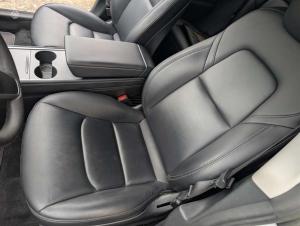 Balts Tesla Model 3 2022 Viļņa, ar dzinēja tilpumu 0.00 L un nobraukumu 85 tūkst. km par 23000 €, foto 8 vietnē AUTOMOTO.COM.LV