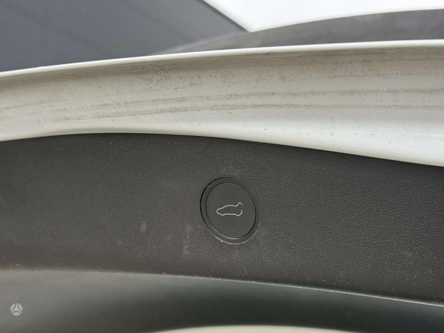 Balts Tesla Model 3 2022 Kauņa, ar dzinēja tilpumu 0.00 L un nobraukumu 95 tūkst. km par 18000 €, foto 20 vietnē AUTOMOTO.COM.LV