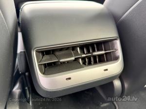 Белый Тесла Модель 3 2022 в Таллин, объемом двигателя 0.00 л и пробегом 96 тыс. км за 31590 €, фото 13 на AUTOMOTO.COM.LV