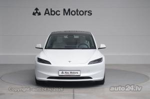 Balts Tesla Model 3 2023 Tallina, ar dzinēja tilpumu 0.00 L un nobraukumu 45 tūkst. km par 41990 €, foto 2 vietnē AUTOMOTO.COM.LV