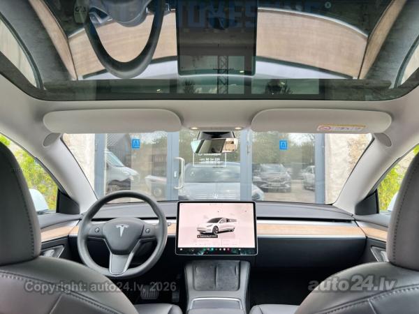 Balts Tesla Model 3 2023 Tallina, ar dzinēja tilpumu 0.00 L un nobraukumu 64 tūkst. km par 32990 €, foto 6 vietnē AUTOMOTO.COM.LV