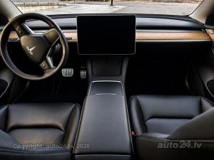 White Tesla Model 3 2023 in Parnu, with an engine capacity of 0.00 L and mileage of 50 thousand km for 37600 €, photo 6 on AUTOMOTO.COM.LV