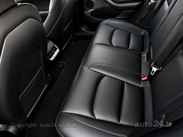 Balts Tesla Model 3 2023 Pērnava, ar dzinēja tilpumu 0.00 L un nobraukumu 50 tūkst. km par 37600 €, foto 7 vietnē AUTOMOTO.COM.LV