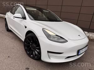 Balts Tesla Model 3 2023 Rīga, ar dzinēja tilpumu 0.00 L un nobraukumu 39 tūkst. km par 31770 €, foto 3 vietnē AUTOMOTO.COM.LV