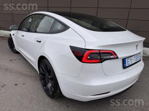 Balts Tesla Model 3 2023 Rīga, ar dzinēja tilpumu 0.00 L un nobraukumu 39 tūkst. km par 31770 €, foto 6 vietnē AUTOMOTO.COM.LV