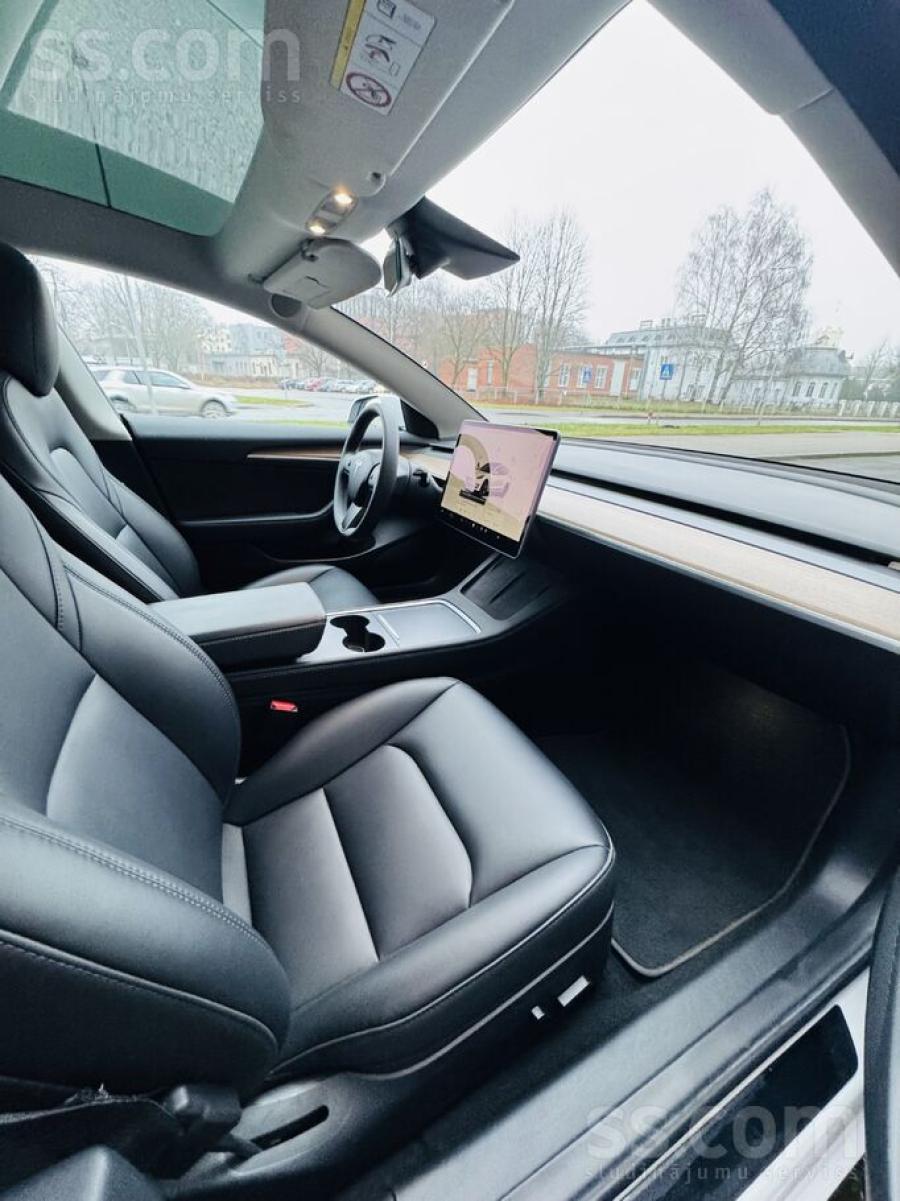 Balts Tesla Model 3 2023 Rīga, ar dzinēja tilpumu 0.00 L un nobraukumu 39 tūkst. km par 31770 €, foto 11 vietnē AUTOMOTO.COM.LV