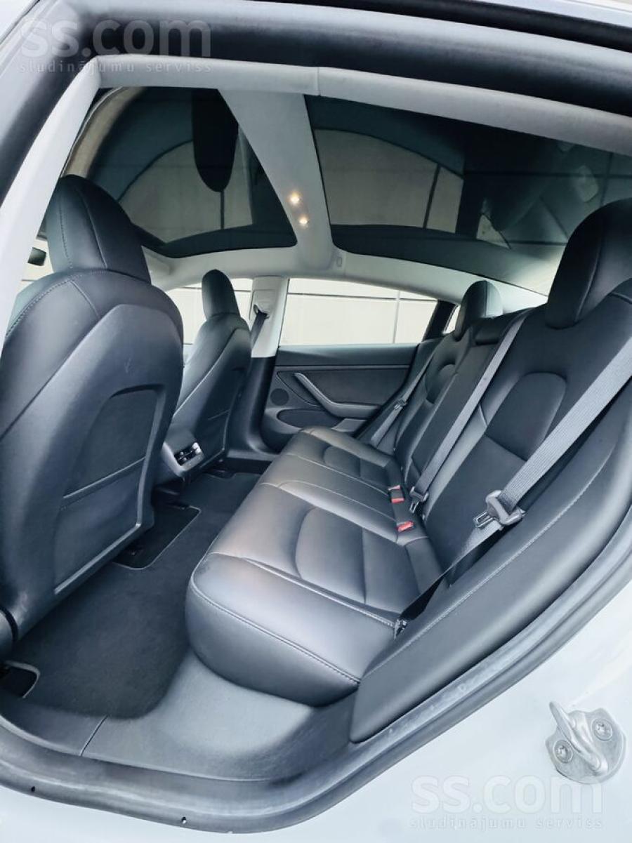 Balts Tesla Model 3 2023 Rīga, ar dzinēja tilpumu 0.00 L un nobraukumu 39 tūkst. km par 31770 €, foto 12 vietnē AUTOMOTO.COM.LV