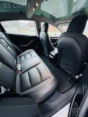 Balts Tesla Model 3 2023 Rīga, ar dzinēja tilpumu 0.00 L un nobraukumu 39 tūkst. km par 31770 €, foto 13 vietnē AUTOMOTO.COM.LV