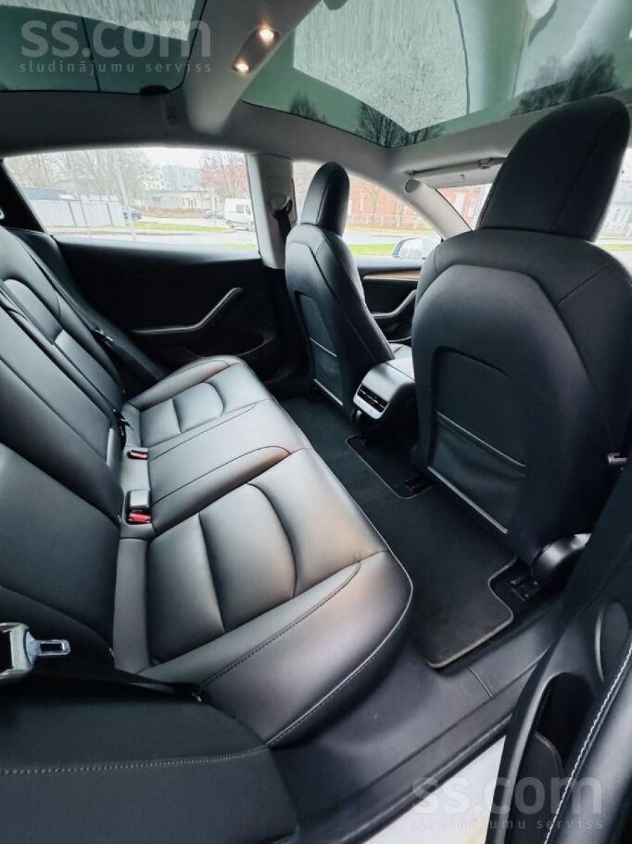 Balts Tesla Model 3 2023 Rīga, ar dzinēja tilpumu 0.00 L un nobraukumu 39 tūkst. km par 31770 €, foto 13 vietnē AUTOMOTO.COM.LV