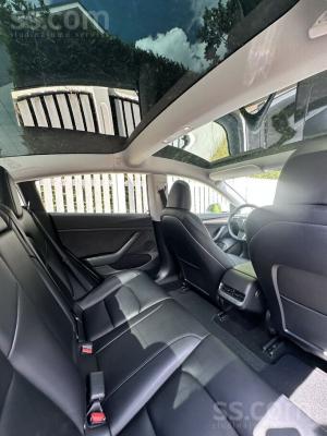 White Tesla Model 3 2023 in Jurmala, with an engine capacity of 0.00 L and mileage of 62 thousand km for 30500 €, photo 7 on AUTOMOTO.COM.LV