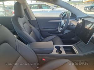 Balts Tesla Model 3 2023 Tallina, ar dzinēja tilpumu 0.00 L un nobraukumu 62 tūkst. km par 33500 €, foto 7 vietnē AUTOMOTO.COM.LV