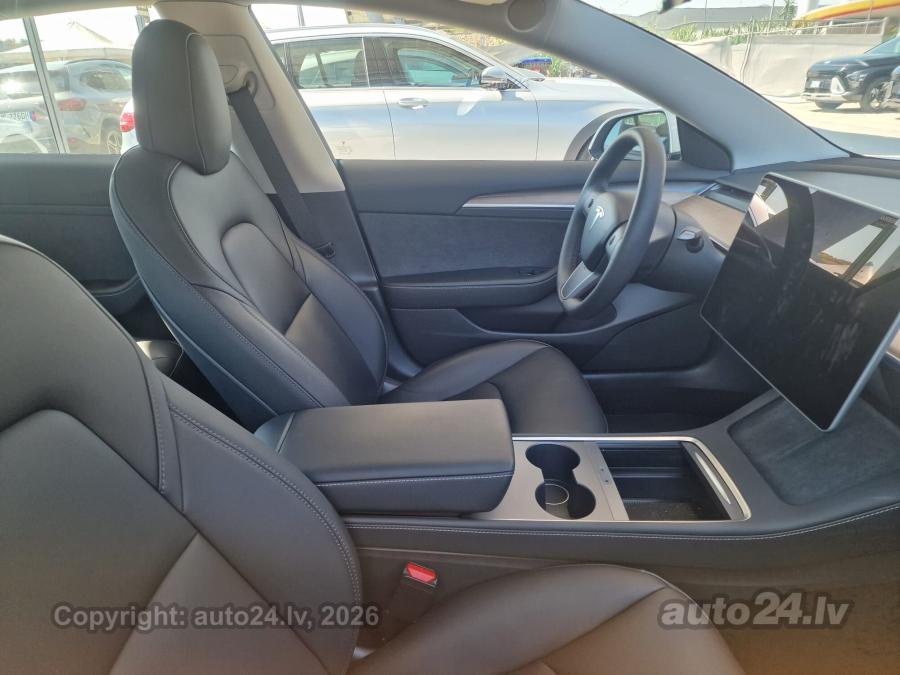Balts Tesla Model 3 2023 Tallina, ar dzinēja tilpumu 0.00 L un nobraukumu 62 tūkst. km par 33500 €, foto 7 vietnē AUTOMOTO.COM.LV