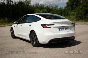 White Tesla Model 3 2023 in Parnu, with an engine capacity of 0.00 L and mileage of 82 thousand km for 35990 €, photo 7 on AUTOMOTO.COM.LV