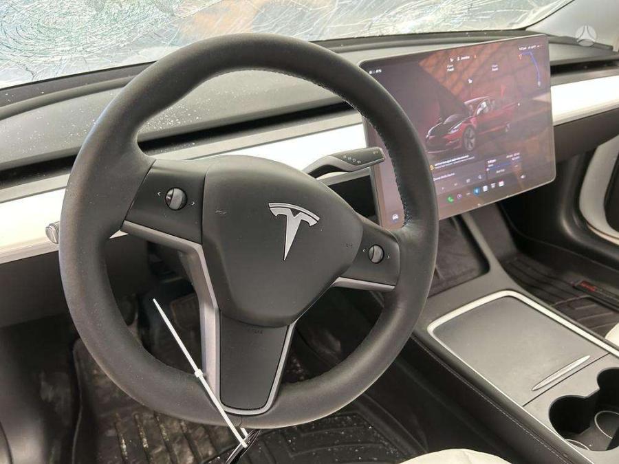 Белый Тесла Модель 3 2023 в Каунас, объемом двигателя 0.00 л и пробегом 92 тыс. км за 22500 €, фото 17 на AUTOMOTO.COM.LV