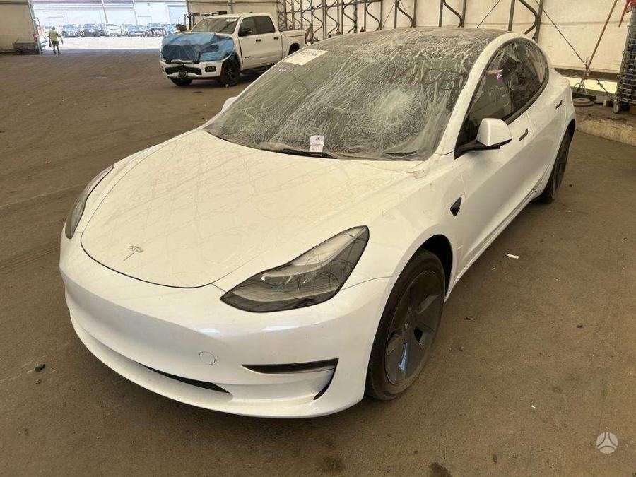 Белый Тесла Модель 3 2023 в Каунас, объемом двигателя 0.00 л и пробегом 92 тыс. км за 22500 €, фото 41 на AUTOMOTO.COM.LV