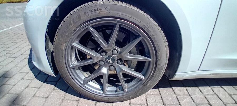 Balts Tesla Model 3 2023 Ventspils, ar dzinēja tilpumu 0.00 L un nobraukumu 88 tūkst. km par 22000 €, foto 22 vietnē AUTOMOTO.COM.LV